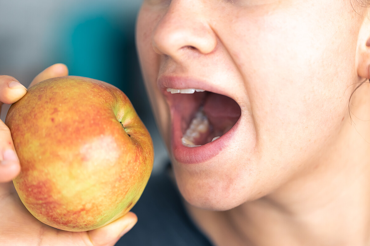 APHTEN IM MUND: UNANGENEHM UND LÄSTIG | Kieferorthopädie München: Dr ...